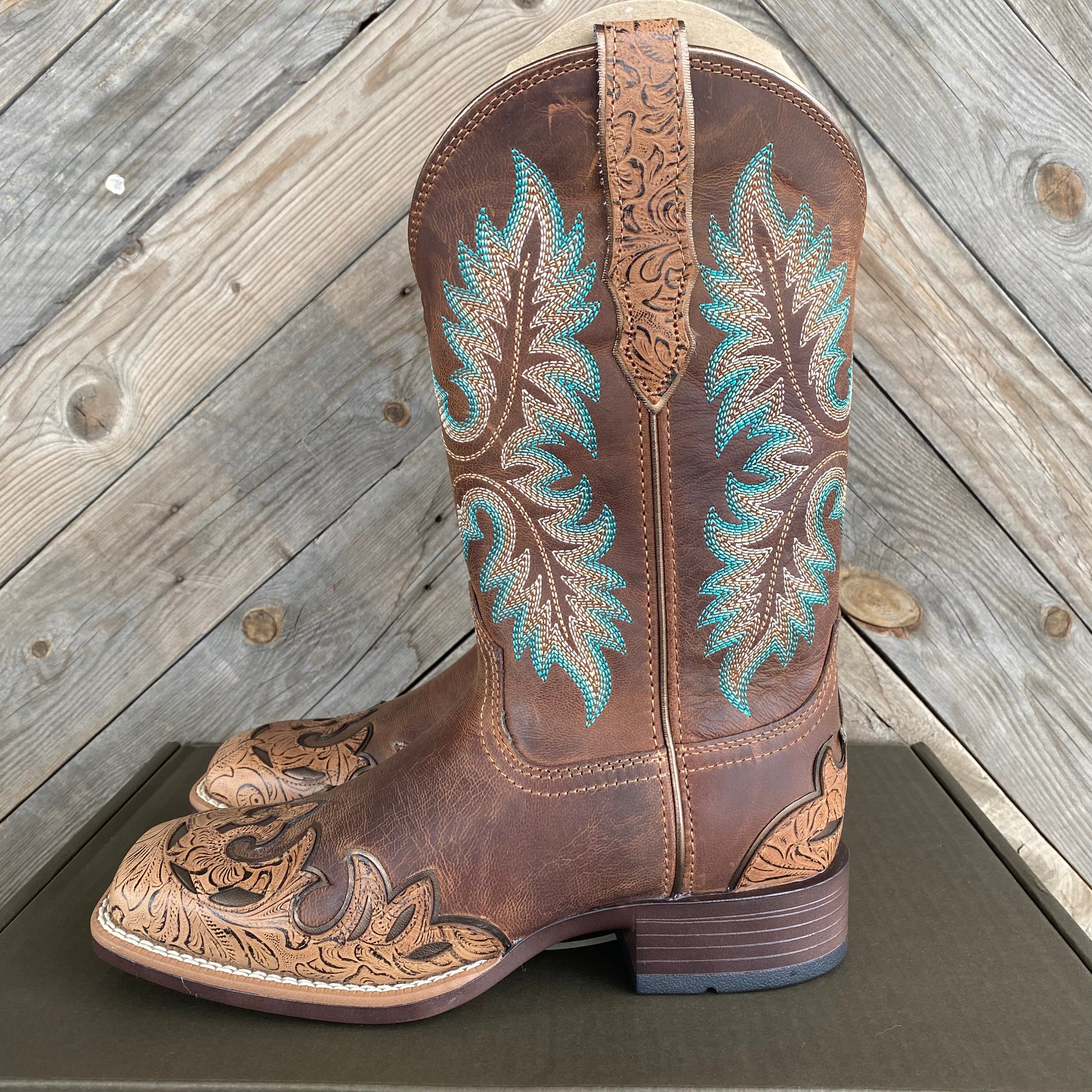 Ariat Womens Bryce Canyon Floral Embossed Tan/Sassy Brown Boots – Horse Torque Saddlery